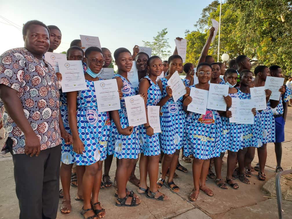 H'MOUNT SINAI SENIOR HIGH